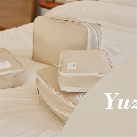 똑똑한 수면 편안한 휴식 유즈 🌙 다가오는 크리스마스 홈스윗홈 🏡 홈파티 겨울인테리어 ️🎄 우리집 트리존 옆에 빈백 하나 어때요 아이들은 책을 읽고