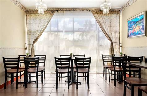 Hotel Baymont Inn And Suites Florida City Usa Invia