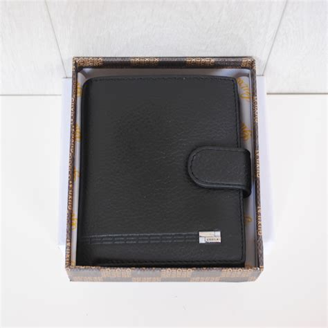 МЪЖКИ ПОРТФЕЙЛИ МЪЖКИ ПОРТФЕЙЛ ОТ ЕСТЕСТВЕНА КОЖА ВЕРТИКАЛЕН СЪС ЗАКОПЧАВАНЕ