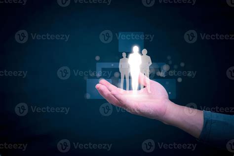 Businessman Showing The Linkage Of Organizational Structure With Effective Management And Have