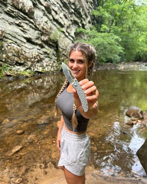 Melissa Backwoods Youtuber From United States Biography Wiki