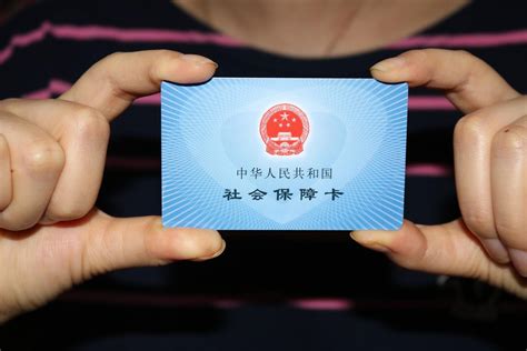 小银行存款利率能够达到4，大银行存款利率只有2，怎么选择？ 知乎