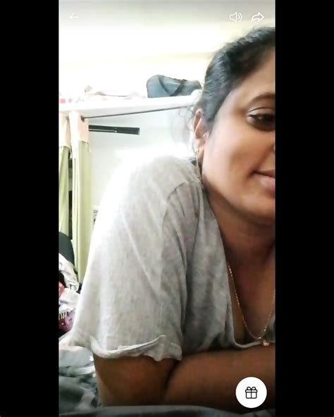 Telagu Instagram Model On Tango Cleavage Showing And Bra Strip Eporner