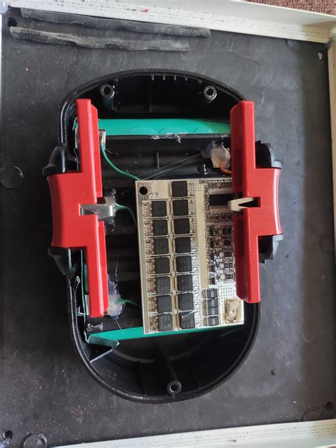 Ремонт рециклиране преправяне и създаване на Li Ion батерии и пакети гр Варна Левски • Olx Bg