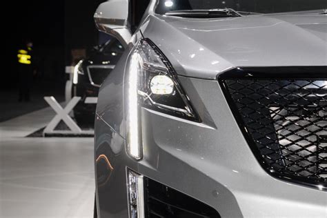 【凯迪拉克xt5轻混 2 0t 四驱尊贵型黑钻版图片 汽车图片大全】 易车