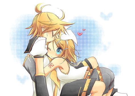 Rin And Len Kiss