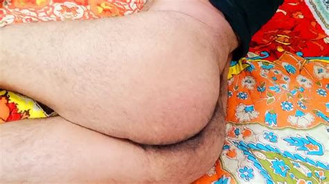 콘돔 없이 BB를 원하는 발정난 털이 무성한 엉덩이 xHamster