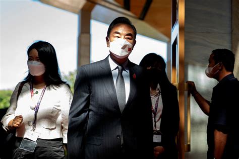 Wang Yi Chinas Globetrotting Diplomat The New York Times