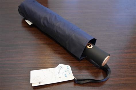 Классический зонт Paradise китайского производителя. Крепкий мужской зонт