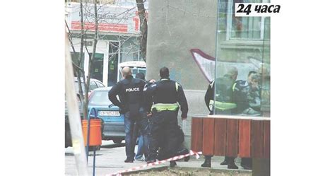 Похитителят освободи последната заложничка чакат да се предаде