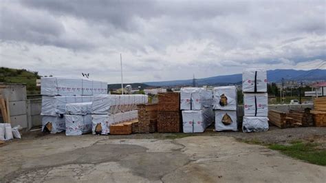 ხის მასალა ნედლი და მშრალი ხის მასალა