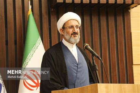 دانشگاه قم به دنبال تبدیل شدن به قطب علمی گیاه‌شناسی دارویی خبرگزاری