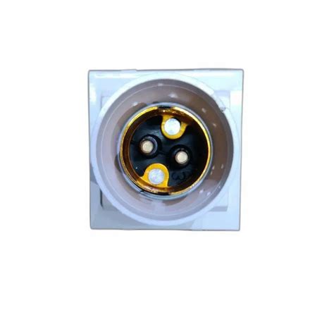 Plastic Lighting Chain Electrical Modular Button Bulb Holder At Rs 8 5 Piece In Rajkot