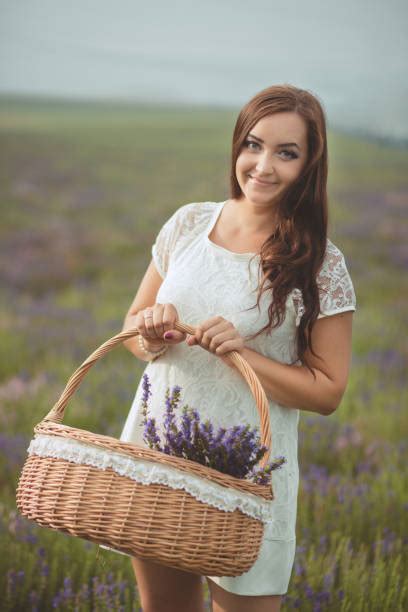 170 Nubile Fotos De Stock Imagens E Fotos Royalty Free Istock