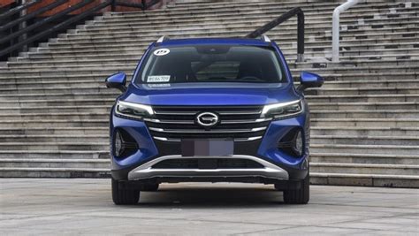 广汽传祺销量最高的suv，gs4到底有哪些优缺点？详细解读新款gs4汽车车评好看视频