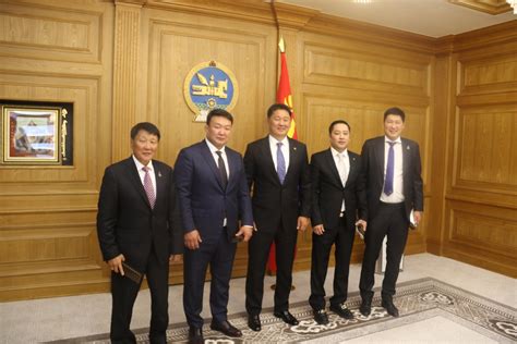 Ерөнхий сайд У Хүрэлсүх МҮОХ ны удирдлагуудтай уулзаж бүх талаараа дэмжин ажиллахаа илэрхийллээ