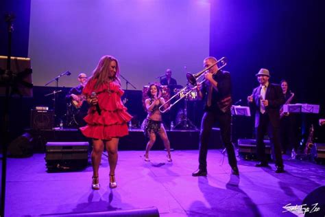 Sandra And The Latin Sandra And The Latin Groove