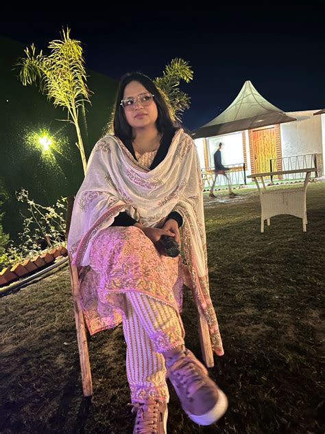 Sakshi Rajwar On Linkedin Stage