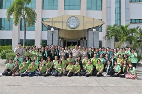 นายระพีภัทร์ จันทรศรีวงศ์ อธิบดีกรมวิชาการเกษตร ตรวจเยี่ยมและติดตามการดำเนินงานของสำนักวิจัย