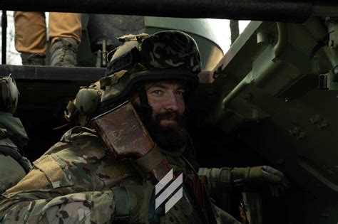 Артилеристи 3 ї штурмової бригади вдарили по піхоті противника під Бахмутом ВІДЕО