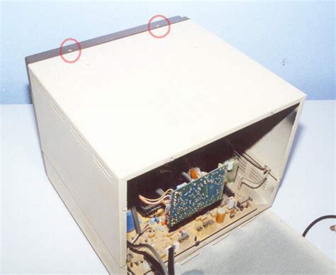 Microvitec Cub Monitor