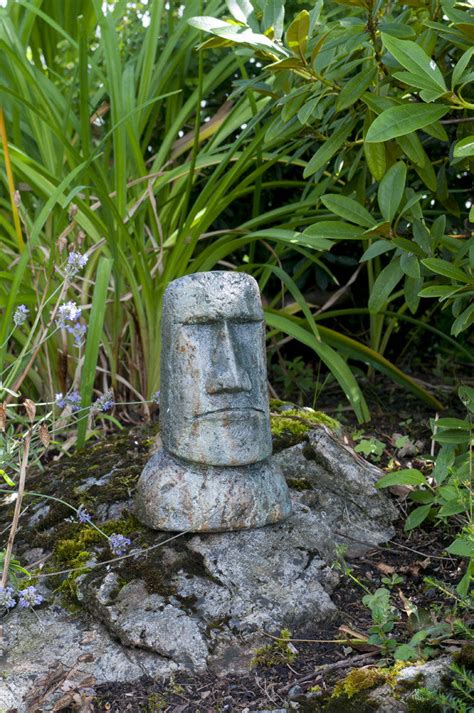 Tabletop Rapa Nui Face Cast Artifacts Uniquely Terrific Garden Art