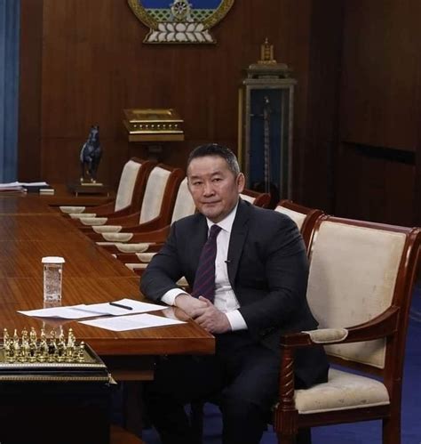 Гоё түүх Ерөнхийлөгч нэгэн хүнийг байртай болгосон түүх