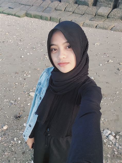 Safitrah Maharani Medium