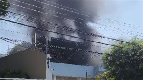 Incêndio Atinge Clínica No Adrianópolis Em Manaus Amazonas G1