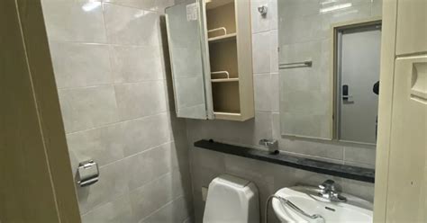 친절하시고 깔끔하게 잘 해주셨어요 실리콘도 제거하고 깨끗하게 치워주시고 너무 좋았어요ㅎ 숨고 숨은고수