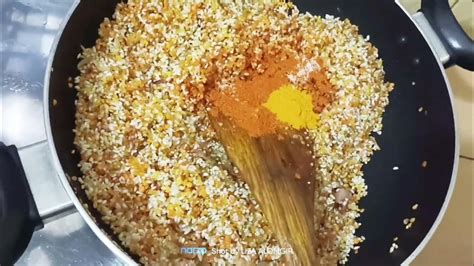 আমি আমার ছোট সংসার টাকে সাজিয়ে রাখতে অনেক বেশি পছন্দ করি।
