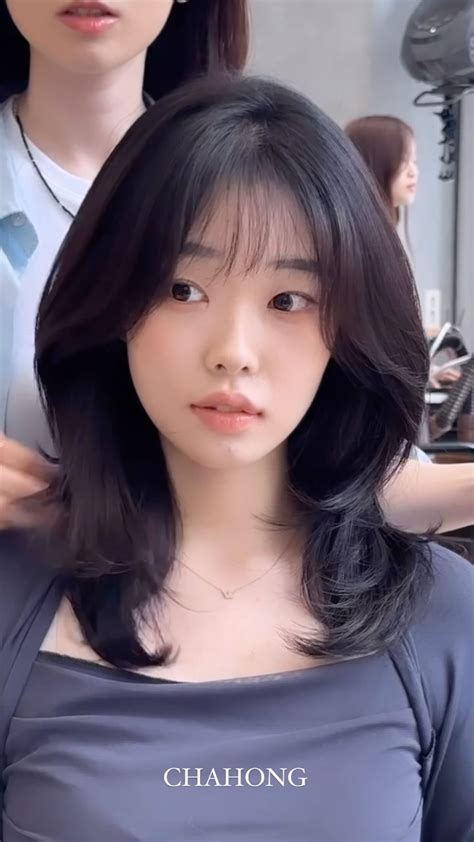 차홍룸 강남대로점 배진이 강남역미용실 레이어드컷 레이어드펌 미디움 기장의 분위기 보더펌 🤍 볼륨있는 헤어스타일을 찾으신다면 꼭 추천드릴게요🩷 그거 아시죠~ 고급스러운
