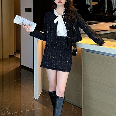 투피스 프렌치 우아한 트위트 금장 자켓a라인 미니 스커트 결혼식하객룩 여친룩 여행룩 촬영룩 격식룩 파티룩 무아니