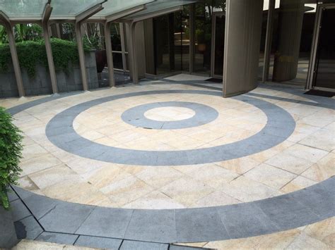 Get Ideas For Your Paving Using Natural Stone Pavers