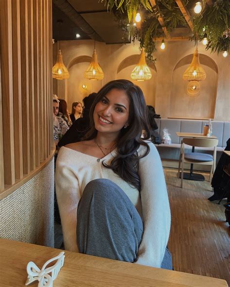 Sofia Lopez Realsofialopez • Instagram Photos And Videos