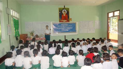 မိုင်းဆတ်မြို့၌ ၁၀၂ နှစ်မြောက် အမျိုးသားအောင်ပွဲနေ့ အကြိုဟောပြောပွဲနှင့် နယ်လှည့်စာကြည့်တိုက် က