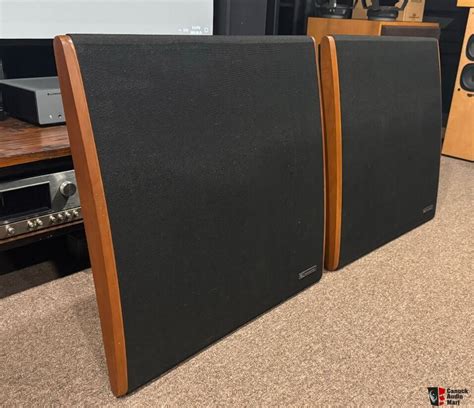Dalquist Dq 10 Phased Array 5way Speakers For Sale Canuck Audio Mart