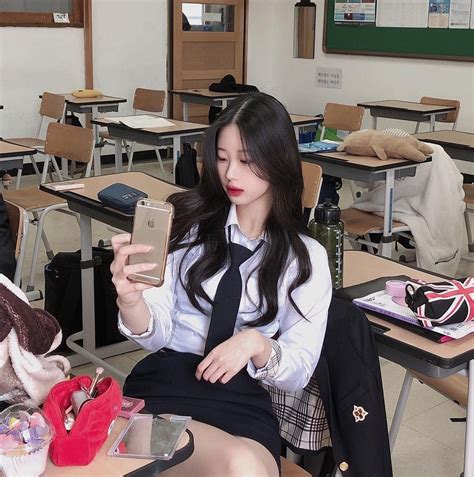 옷 스타일에 있는 핀