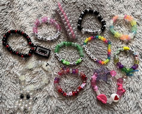 Spiral Kandi Cuff R Kandi