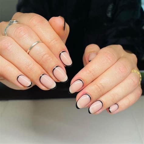 Gelish Elegantes Cortas 2024 Glamour