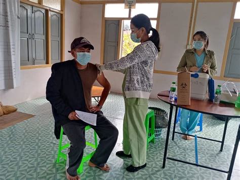 မိုင်းငေါ့မြို့တွင် အသက် ၁၈ နှစ်အထက် ပြည်သူ ၄၂ ဦးအား ဒုတိယအကြိမ် ကိုဗစ် ၁၉ ရောဂါ ကာကွယ်ဆေး ဆက