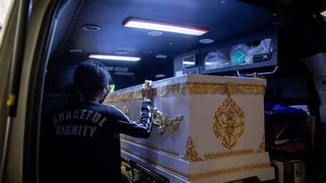 ဘန်ကောက်ကုန်တိုက်ပစ်ခတ်မှုမှာ သေဆုံးခဲ့တဲ့ မြန်မာလုပ်သားအတွက် ဘာတွေလုပ