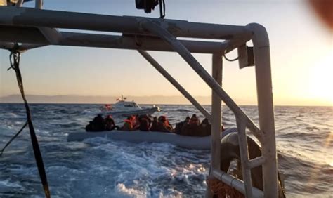Гръцката брегова охрана спаси 100 мигранти край остров Парос Информационна агенция ПИК