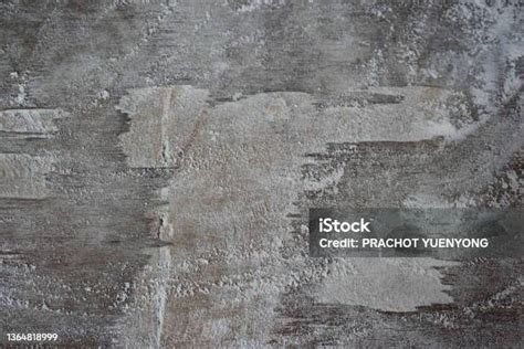 나무 탁상에 수제 밀가루 반죽 가루 누룩 식품 이나 베이킹 재료 피자 빵 Youtiao 튀긴 빵 스틱 등을 만들기위한 준비 다층 효과에 대한 스톡 사진 및 기타 이미지