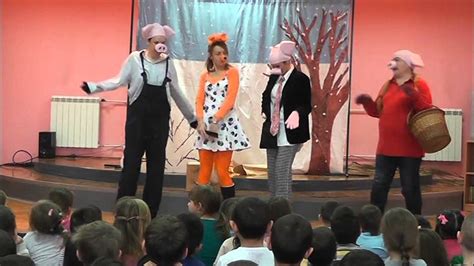 представа Три Прасета Youtube