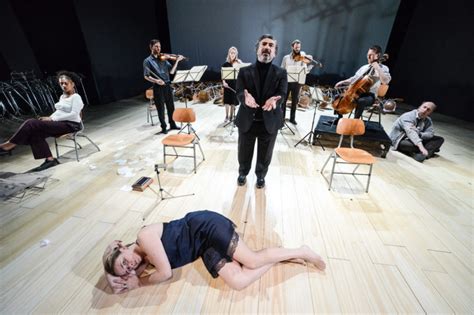 Recensie The String Quartet S Guide To Sex And Anxiety Door Calixto Bieito Theaterkrant
