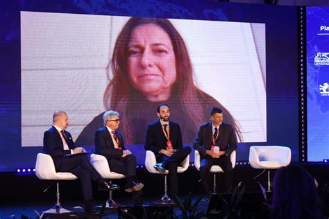 Il Nuovo Dis Ordine Mondiale Come Affrontare E Vincere Le Grandi Sfide Del Futuro è Il Filo