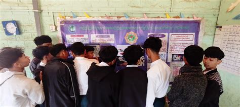 ပြင်ဦးလွင်မြို့နယ် ဆေးတလုံးကျေးရွာ အ ထ က ခွဲတွင် စာကြည့်တိုက်များ ဖ