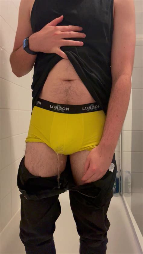 Post Night Out Piss