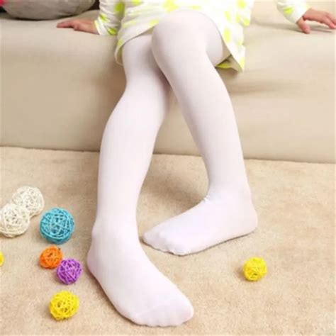 Девочки лет в колготках - 93 фото